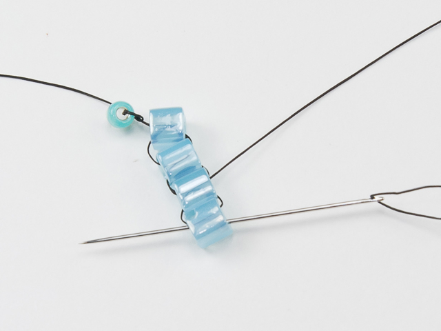 Your Guide to Seed Bead Stitches - Artbeads Blog